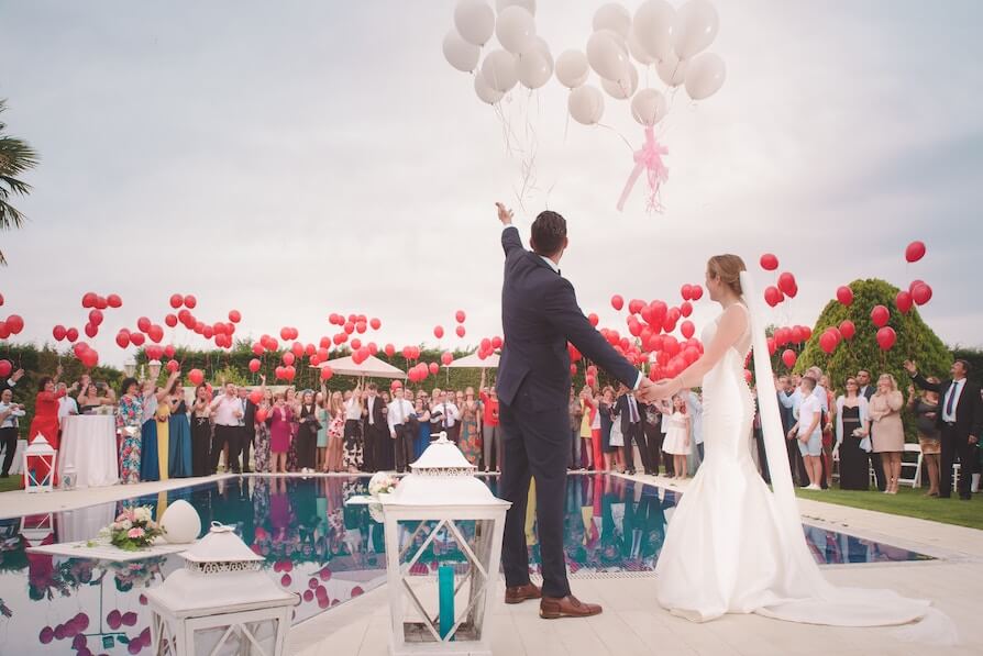 31 Easy Wedding Entertainment Ideas PartyWizz Blog 31-easy-wedding-entertainment-ideas-partywizz-blog